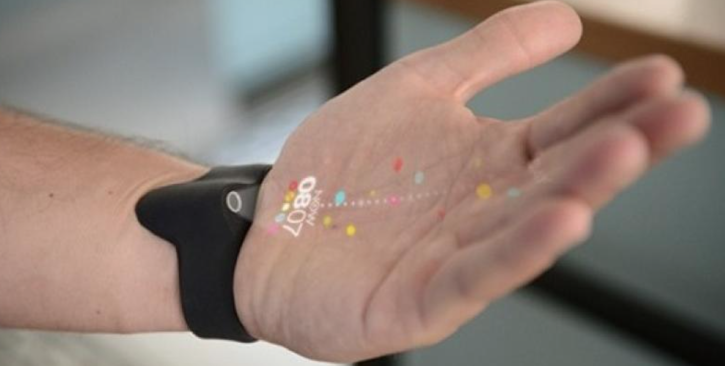 Samsung's Futuristic Smartwatch ToA Feature A Built-In Projector - On ...