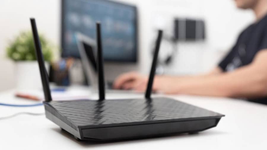 Common Home WiFi and Internet Problems — and How to Fix Them - On Check ...